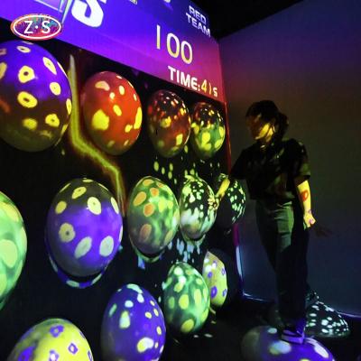 China Professional Interactive Bouncing Sphere Game System 3800 Lumen Projector for Commercial Use for sale