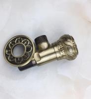China Modern Design 1/2 Brass Angle Valve for Home or Hotel Use in Wash Basins for sale