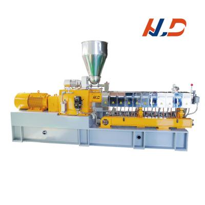 China Animal Food Chicken Feeds Twin Screw Extruder Machine For Fish Feed Poultry for sale