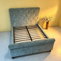 China Diamond Tufted Upholstered Bed Frame Solid Support Bed Legs for Modern Bedroom Furniture for sale
