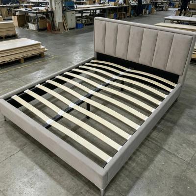 China Sturdy Storage Bed Frame with Large Bedroom Organizer Space for sale