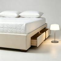 China Neat Bedroom Layout with Big Underbed Drawers for sale