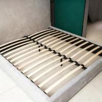 China Simple and Modern Grey Fleece Upholstered Solid Wood Slat Chinese-Made Double Bed for sale