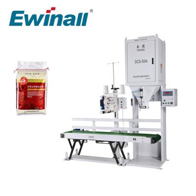 China Ewinall DCS-50A1 5kg 10kg 15kg 25kg Rice Packaging Machine With Conveyor Sewing for sale