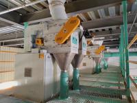 China Quantitative Powder Packing Machine Good Flowability For Poultry Feed Soybean Meal for sale