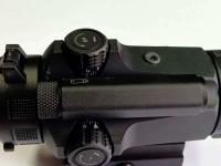 China Quick Release Mount and Flip Up Cover 30mm Objective Lens Diameter Naotilus Red Dot Sight for sale