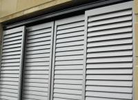 China White Color Surface Glass Louver Doors Aluminium Frame French Doors for sale