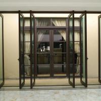 China Custom 1.5mm Aluminium Pivot Doors 360 Degree Swing And Slide for sale