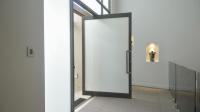 China ODM Aluminium Pivot Doors Vertical Folding With Stainless Steel Mesh for sale