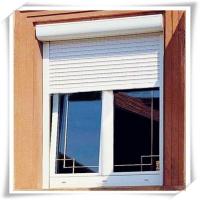 China OEM Aluminium Tilt Turn Windows , Aluminium Glass Louvers Window With Crimsafe Mesh for sale