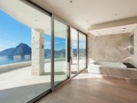 China ODM Black Aluminum Sliding Doors Lightning Protection Flucarbon For Villas for sale
