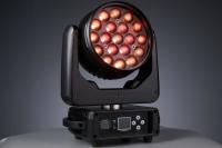 China 19LEDs Zoom LED Moving Head Light For Nightclub Concert Music Party for sale
