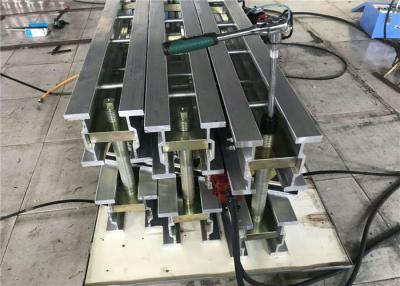 China Digital Temperature And Pressure Control Conveyor Belt Vulcanizing Equipment Mobile With Wheels Temperature Range 0-300°C for sale
