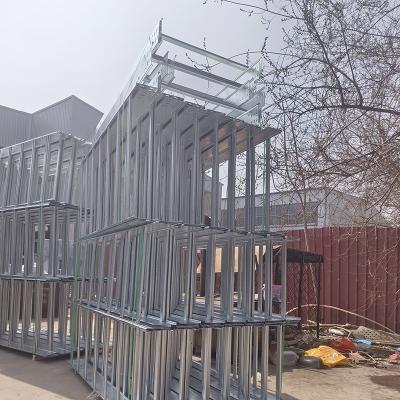 China Pre-Galvanized Wire Mesh Cable Tray for Construction and Cable Laying Perforated Design for sale
