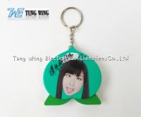 China OEM Green Peach Shaped Musical Keyring , Custom Talking Keychain for sale
