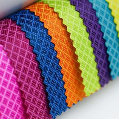 China Swash Diamond Lattice 100% Polyamide Waterproof Nylon Oxford Fabric Woven For Bag for sale