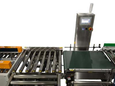 China Dynamic Inline High Speed Checkweigher Case Metal Detector 25kg for sale