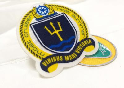 China Custom Heat Cut Twill Fabric Embroidered Patches for Clothing with Logo 3-7 Day Sample for sale