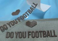 China Custom 3D Silicone Heat Transfer Iron-On Patch Sticker - 150-155°C Application, 25 Wash Cycles for sale