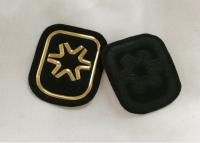 China Custom 3D Rubber Patches with Gold TPU Logos - 300 Piece MOQ, 10-20 Day Delivery for Sportswear for sale
