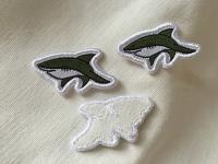 China Custom Embroidered Flower Iron On Patches for Clothing Decoration 5cm for sale