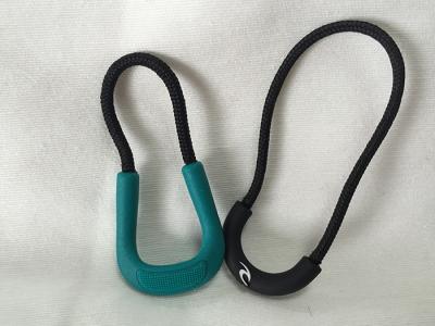 China Custom U-Shape Rubber Zipper Puller with String - PVC Material, Nickel-Free, 500-1000 MOQ for sale