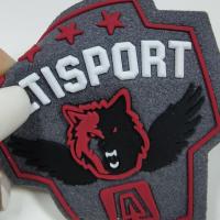 China Custom 3D Silicone Heat Transfer Label Reflective Iron On Patch for Clothing Logo 2-3 Colors for sale