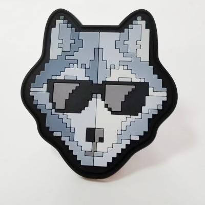 China Custom 3D Silicone Emblem Pixel Art Wolf Shape Heat Transfer Patch for Clothing OEKO-TEX for sale