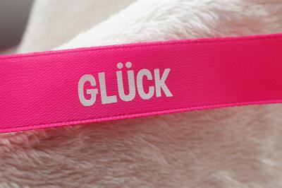 China 16mm Double-Sided Smooth Screen Printed Fabric Labels - Custom Printed for Dolls with Oeko-Tex 100 Materials for sale