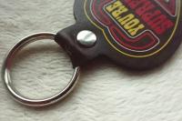 China Custom Leather Keychain with Logo Printing - 500pcs MOQ, 7-21 Day Production, Multiple Finishing Options for sale