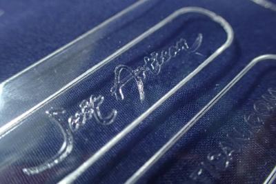 China Custom Laser Logo Transparent Acrylic Clothing Hang Tags - 500pcs MOQ, 7-15 Day Production for sale