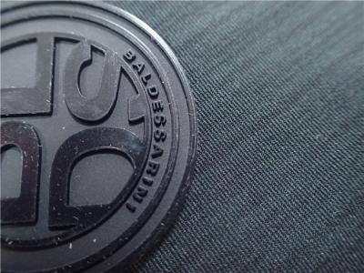 China Custom Round Silicone Badge Rubber Logo Patches Eco Friendly Washable 3D for Garment Bags for sale