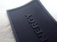 China Custom TPU Clothing Patches 3D Logo Shiny Black Wear Resistant 3x4.5cm for sale