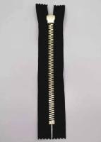 China 8# Gold Color Brass Metal Zippers for Bags and Garments - Custom Lengths 5-7 Day Delivery for sale
