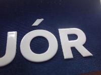 China Custom Logo Silicone Heat Transfer Labels for Clothing Bags Luggage 3D Effect 40°C Washable for sale
