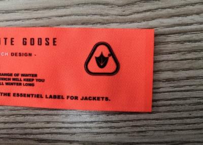 China Custom 8x3.5cm Silicone Garment Label Washable Eco-Friendly Clothing Tag for sale