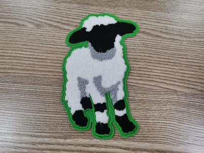 China Custom Cotton Heat Transfer Labels Towel Embroidery Patches 100x100mm for sale