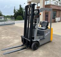 China 1.5 Ton Three Wheel Electric Battery Forklift Truck With Single And Double Sided Pallets for sale