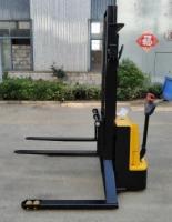 China Extremely safe and stable stacker 1.6ton 3.5m 4m Full Electric walkie Stacker with straddle legs and forged fork for sale