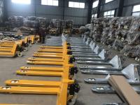 China 2T 2000kg 4409lb Hand pallet truck with guide wheel Manual pallet jack can be customized for sale