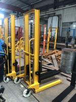 China Factory direct sell Manual Stacker with the load capacity of 1T for sale