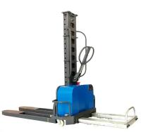China 500kg portable  semi-electric sef load  boarding truck lifting forklift truck with lifting height of 1300mm for sale