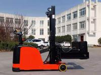 China High-quality electric control 2m 2.5m 3m 1000kg Electric stacker with flat holding clip for handling non-woven roll for sale