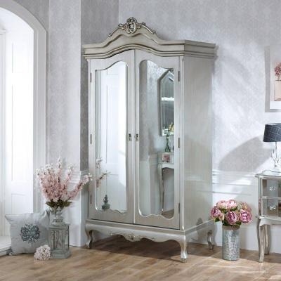 China OEM/ODM Custom Stylish Hotel Furniture China Manufacturer Closet Furniture with Solid Wood Frame for sale