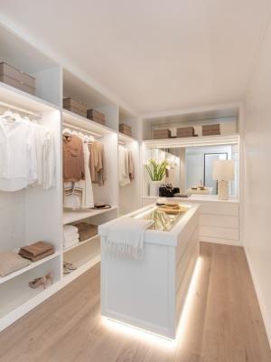 China OEM/ODM Customized High-Quality Customized Wardrobe Clackroom Products From China for International Distribution for sale