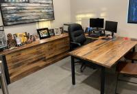 China China Manufacture of OEM/ODM Customized Solid Wood Frame Desk for Apartments and Villas for sale