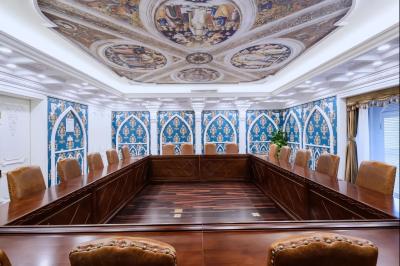 China OEM/ODM Custom Elegant Solid Wood Commercial Club Furniture Collection Solution for Luxury Commercial Spaces for sale