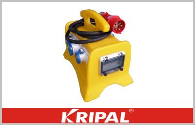 China Yellow MCB RCD Electric Distribution Box Mobile Industrial Socket Box for sale