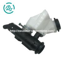 China EexcavaStart ISUZU VC46 Clutch Master Cylinder Assembly OEM 1-47500358-2 for sale
