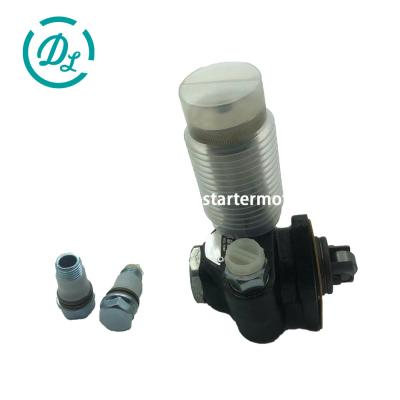 China EexcavaStart ISUZU 6BG1 Fuel Feed Pump OEM 1-15750197-0 105220-7230 for sale